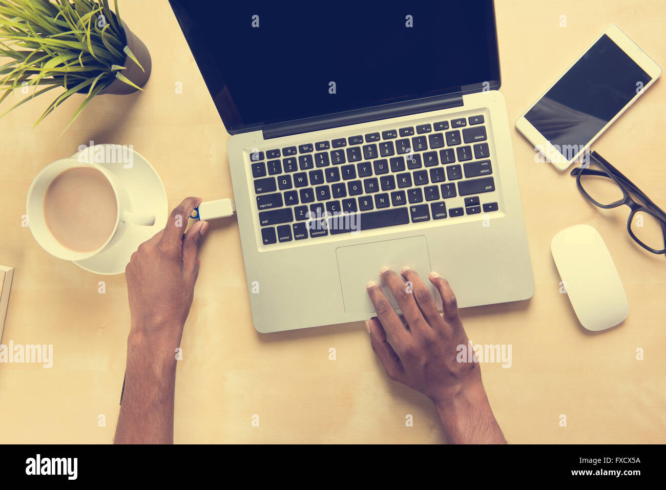 Inserting usb hi-res stock photography and images - Alamy