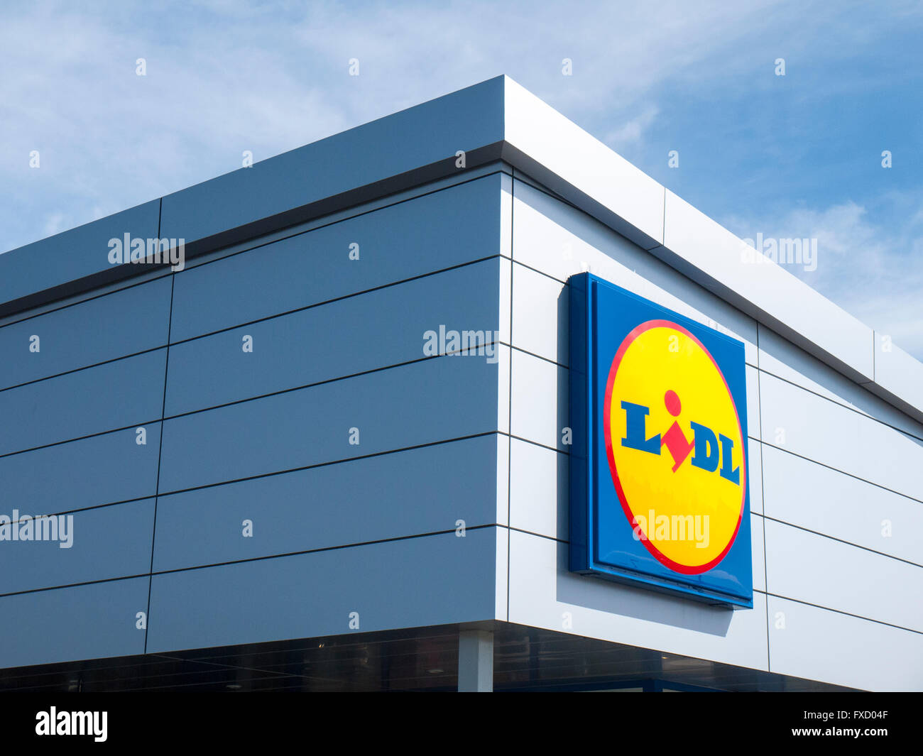 Lidl sign logo hi-res stock photography and images - Alamy