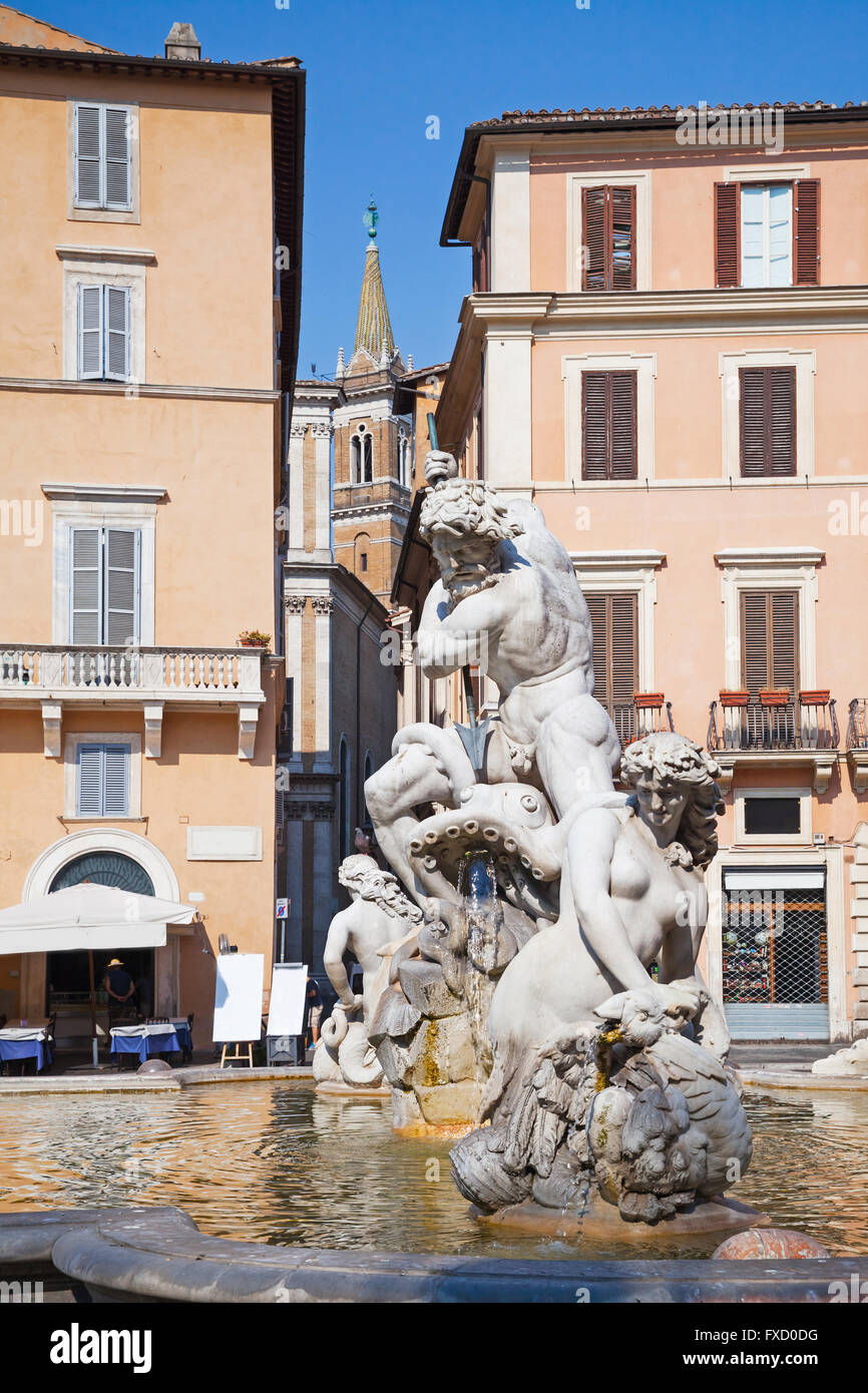 Fountain of neptune rome hi-res stock photography and images - Alamy