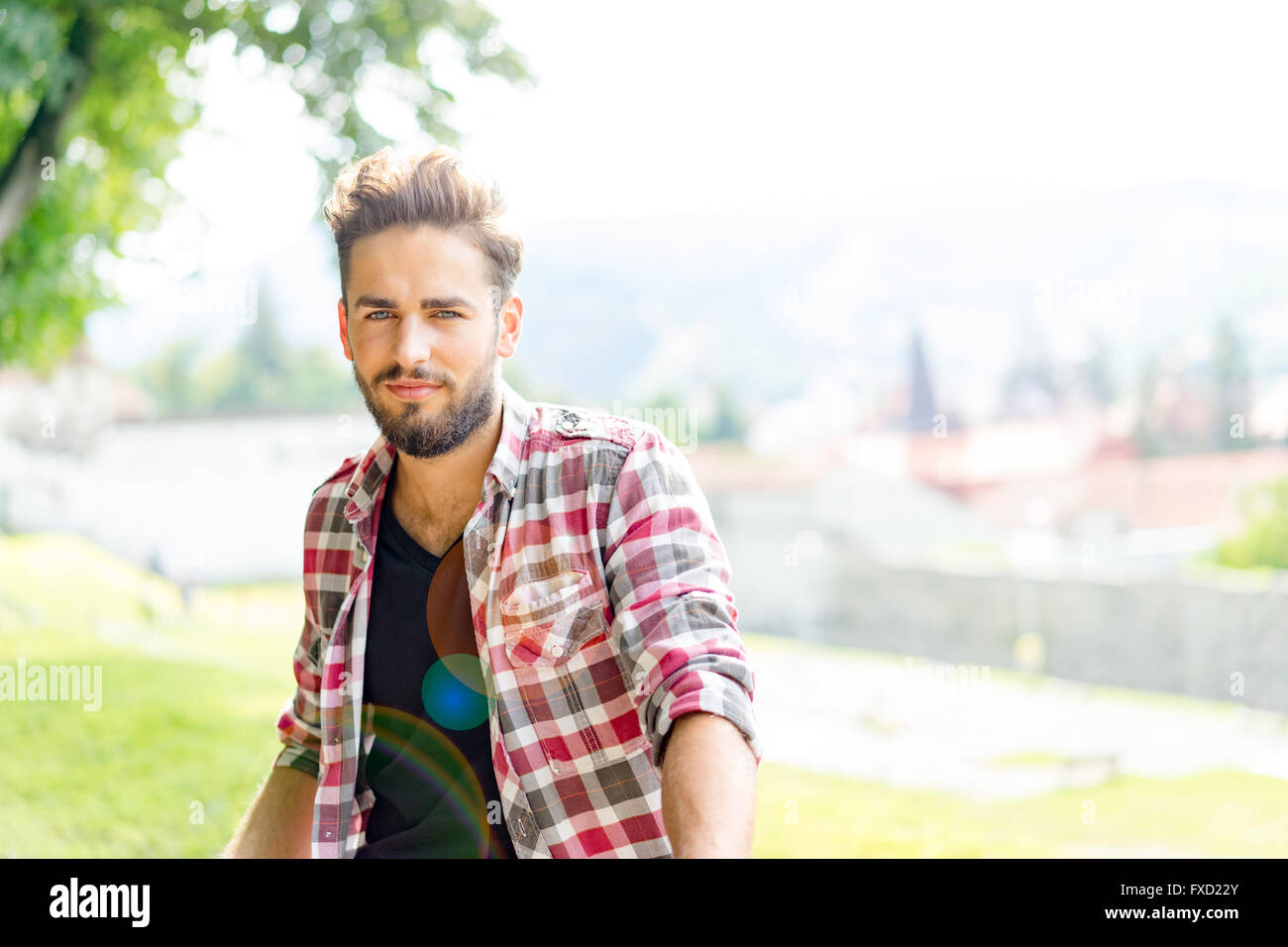 Tanned boy hi-res stock photography and images - Alamy