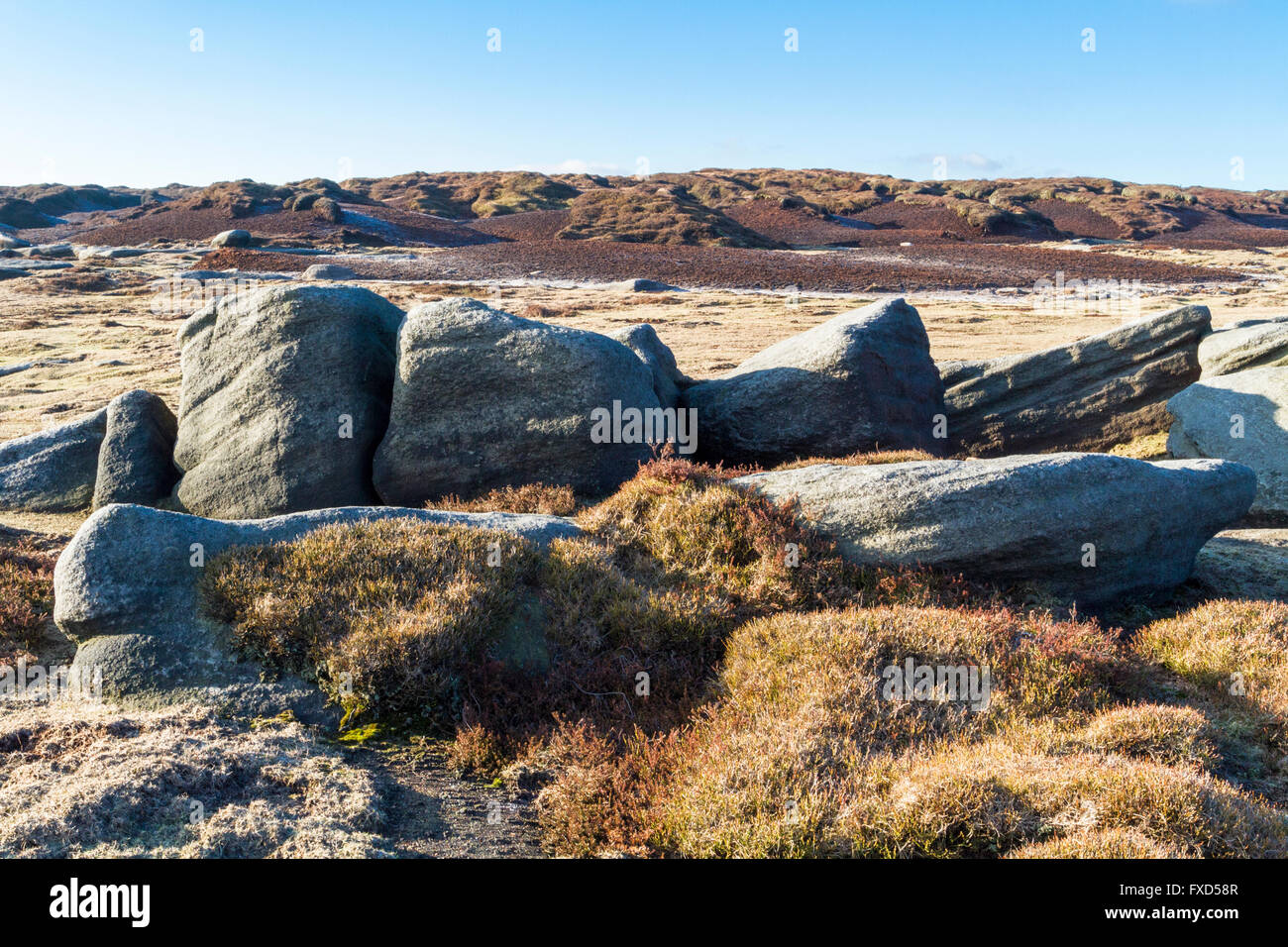 Gritstone rocks hi-res stock photography and images - Alamy