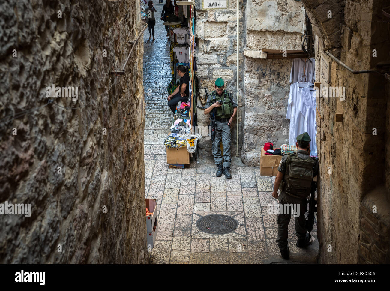 Israeli border police soldier hi-res stock photography and images - Alamy