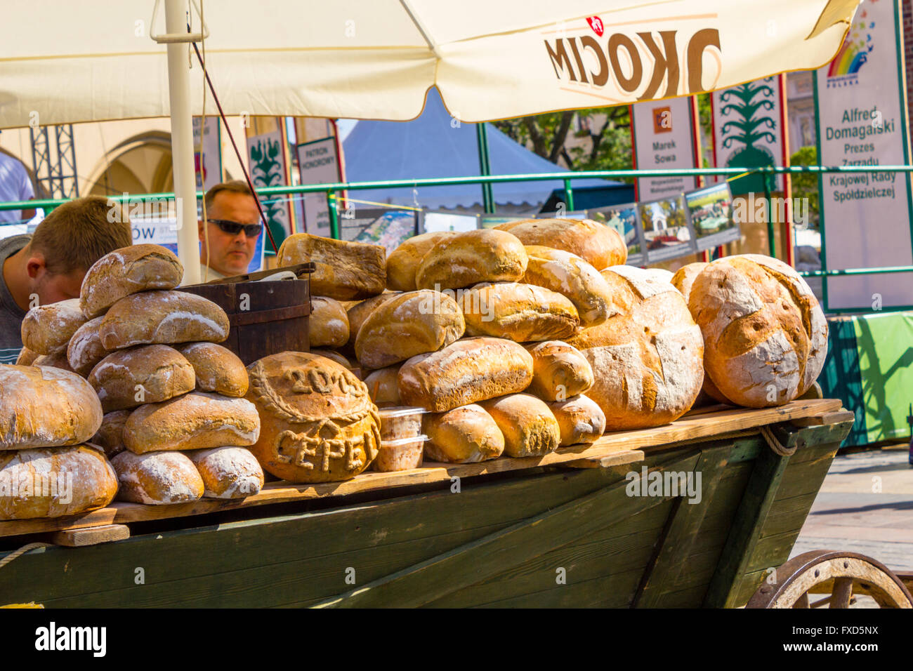 Old bread square hi-res stock photography and images - Alamy