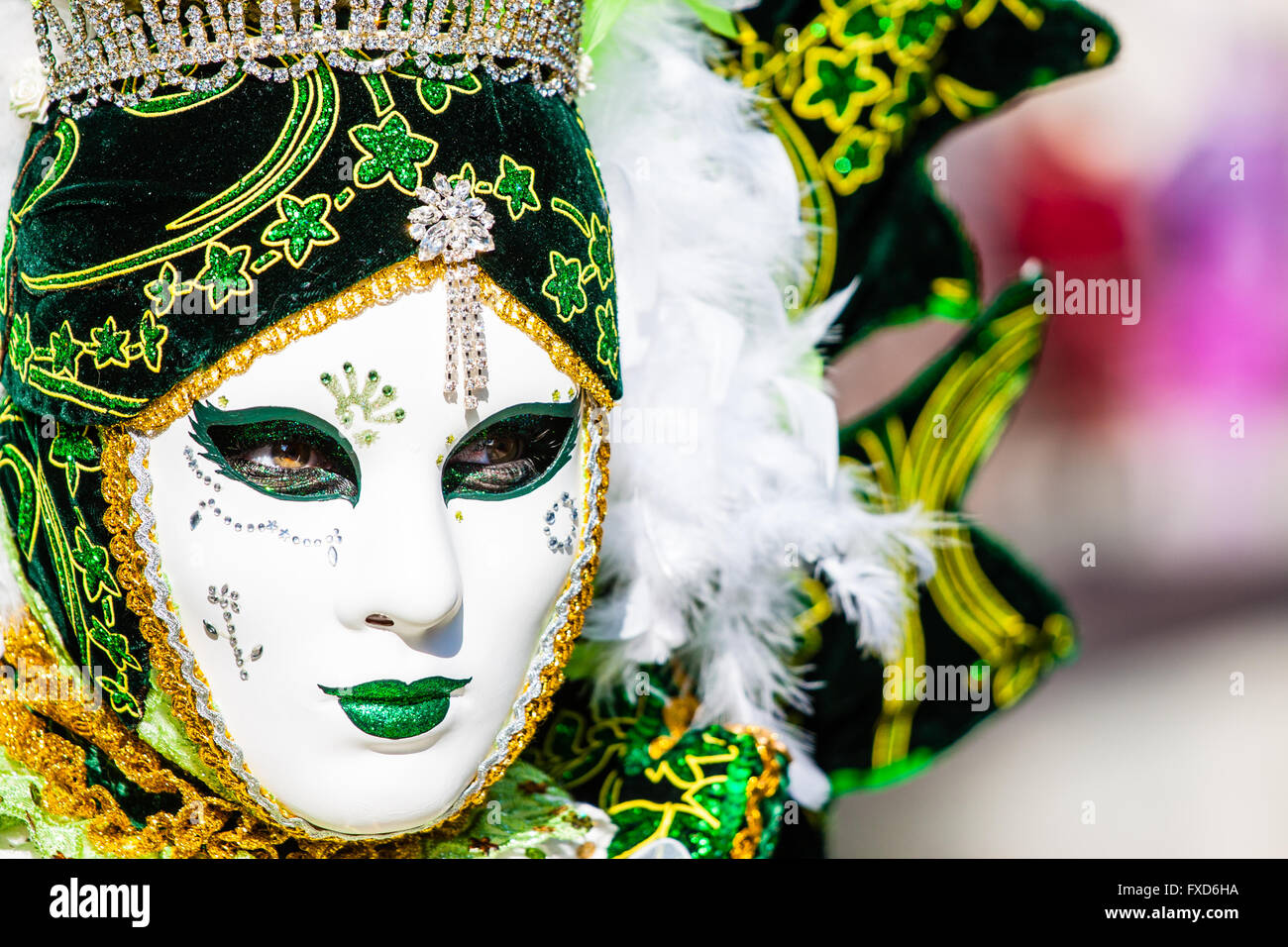 Portrait of venetian mask hi-res stock photography and images - Alamy