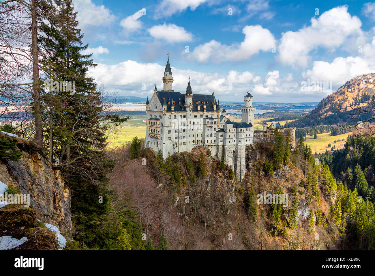 Neuschwanstein Castle in winter landscape, Fussen, Germany Stock Photo ...