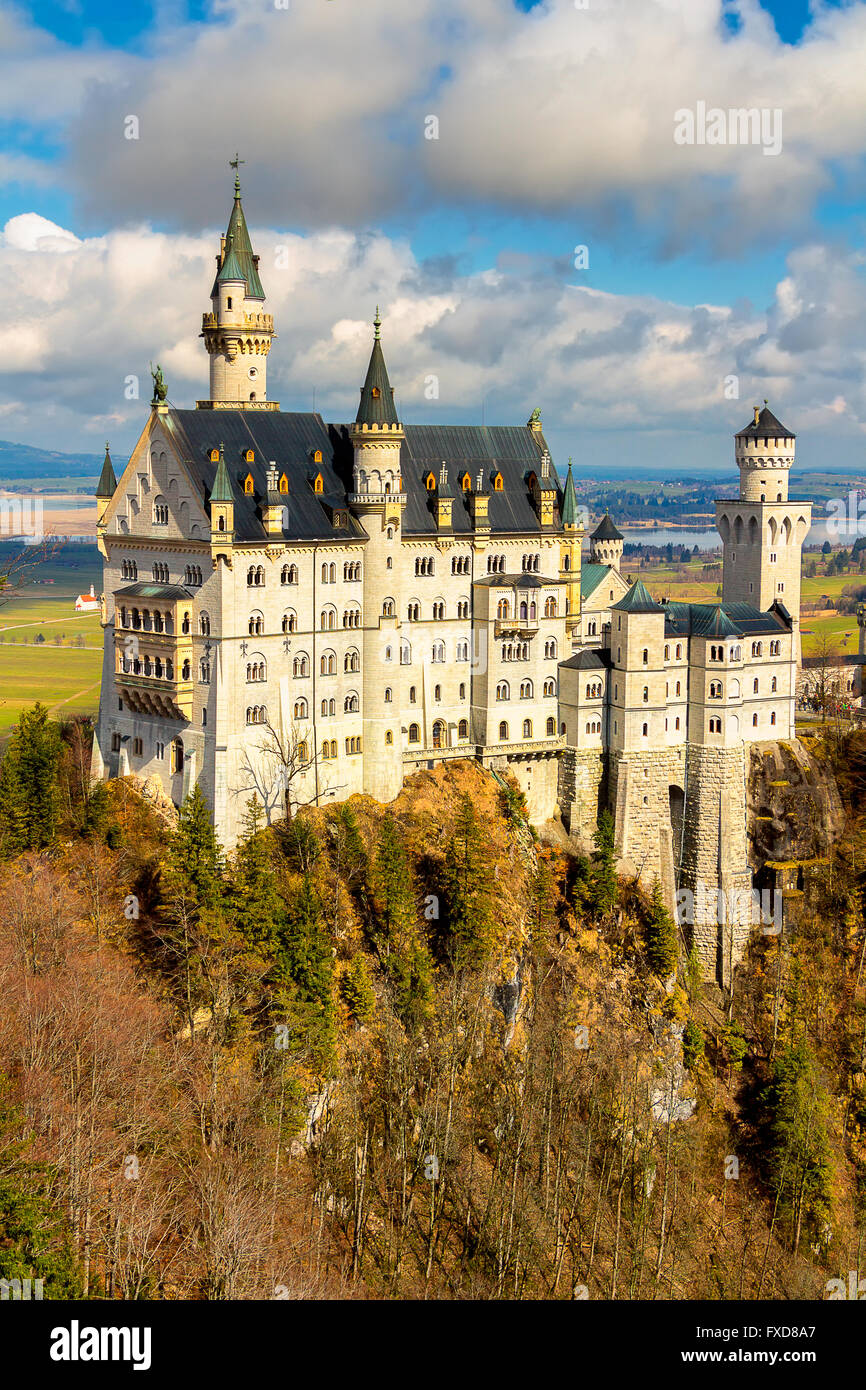 Neuschwanstein Castle in winter landscape, Fussen, Germany Stock Photo ...