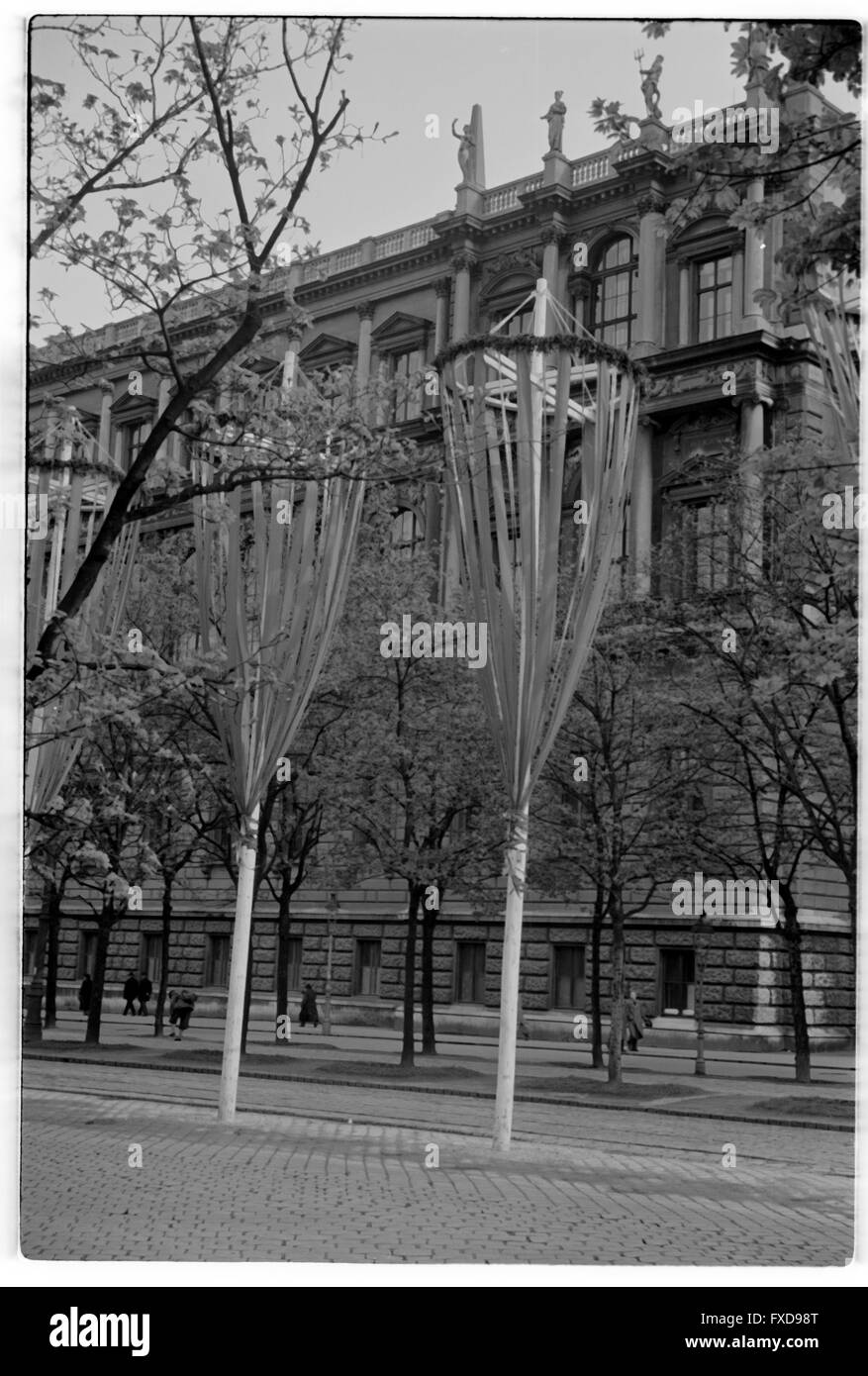 Erster Mai 1938 in Wien Stock Photo - Alamy