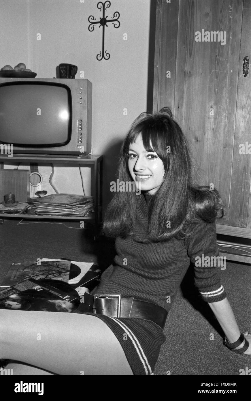 Promoshoot High Resolution Stock Photography and Images - Alamy