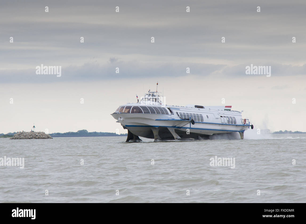 Fast hydrofoil hi-res stock photography and images - Alamy
