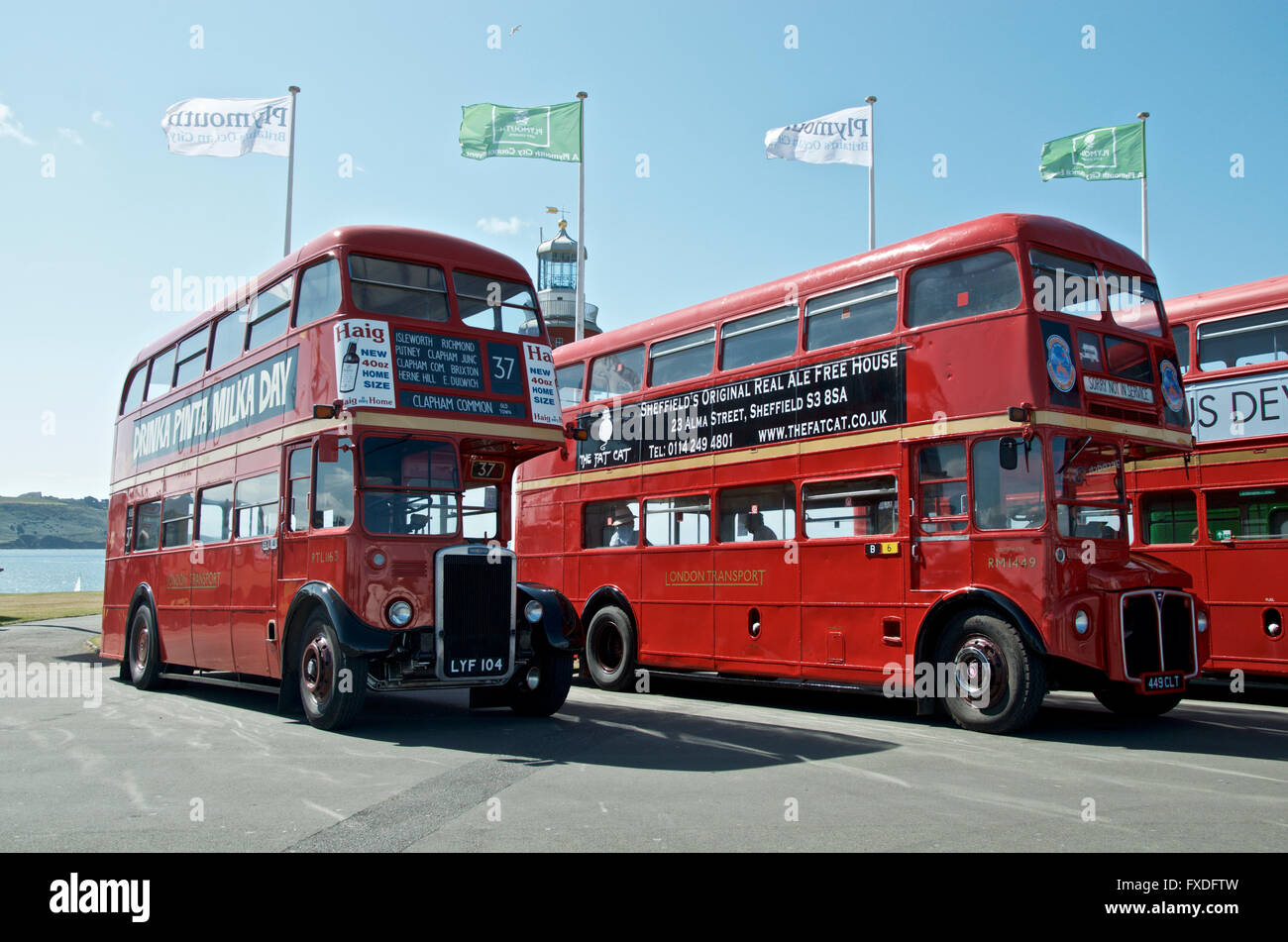 Old london buses hi-res stock photography and images - Alamy