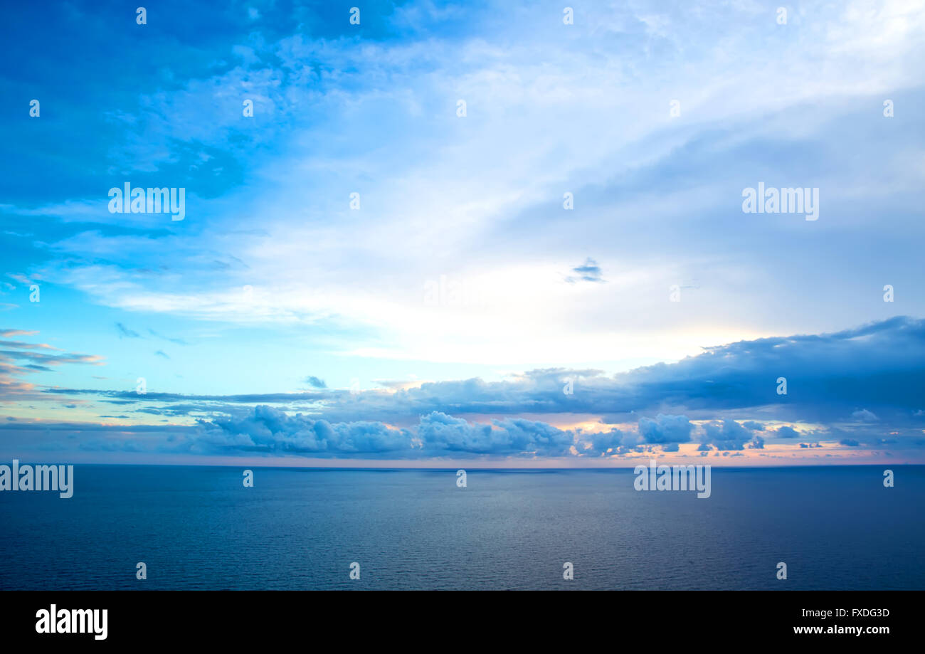 A cloudy evening Sky over the ocean Stock Photo - Alamy