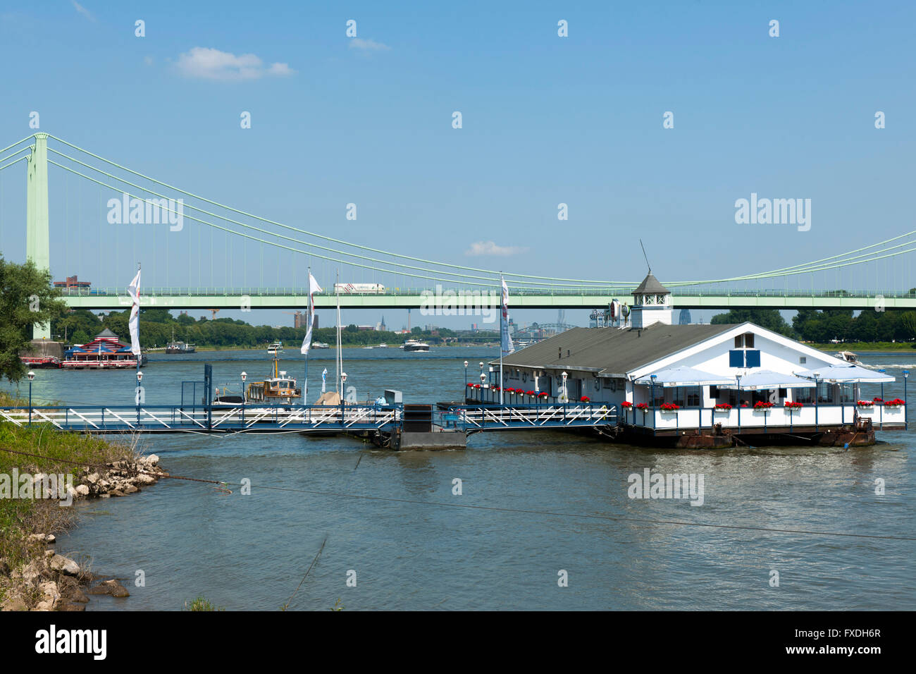 Köln, Rodenkirchen, Restaurant Bootshaus Albatros und Rodenkirchener ...