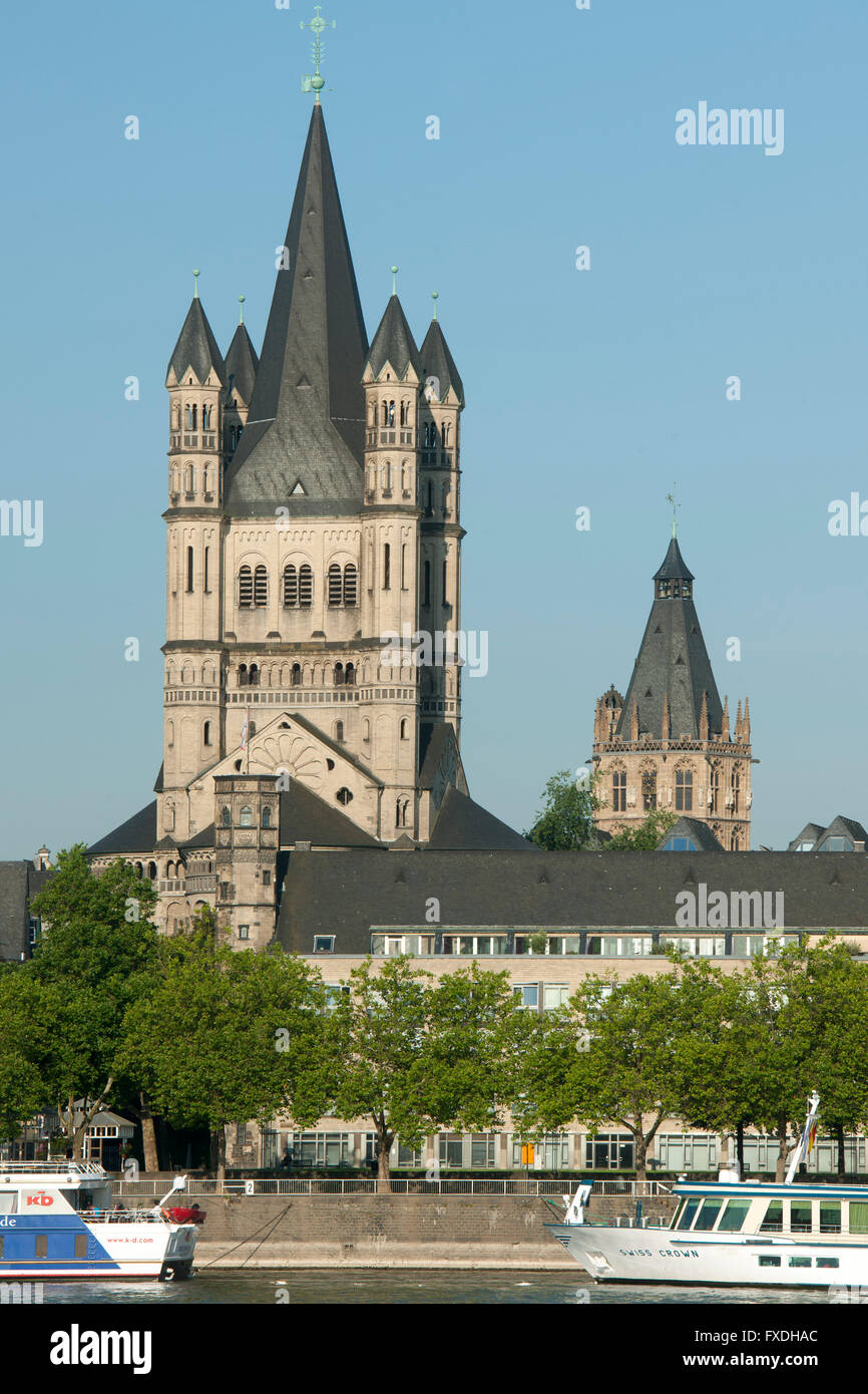 Köln, Blick von Deutz auf die Altstadt mit der Kirche Gross Sankt ...
