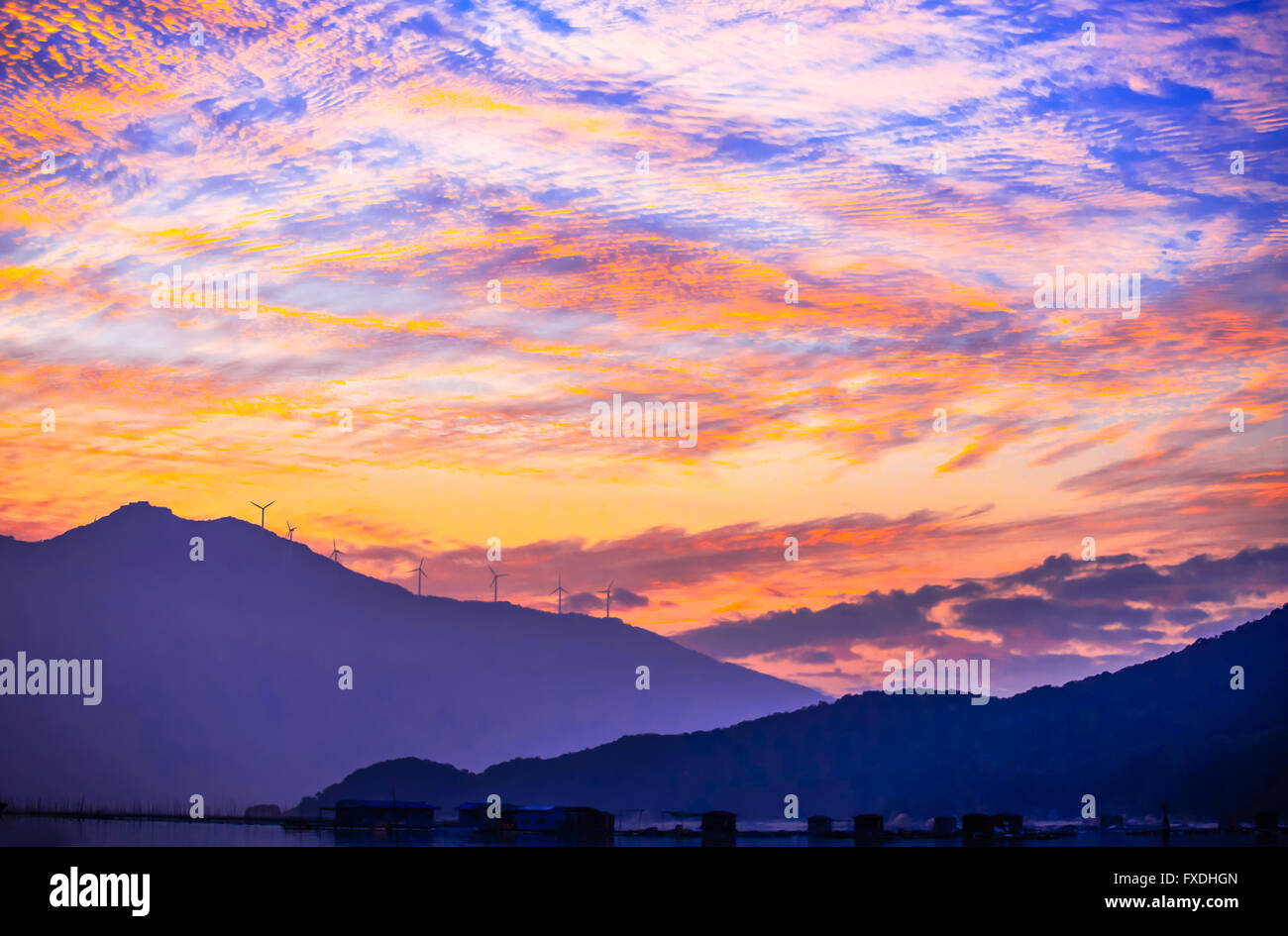 Natural low wide angle hi-res stock photography and images - Alamy