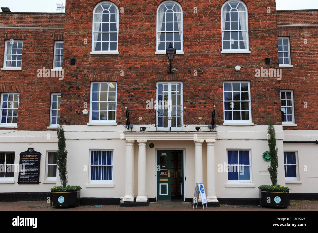 huntingdon town centre cambridgeshire england Stock Photo - Alamy