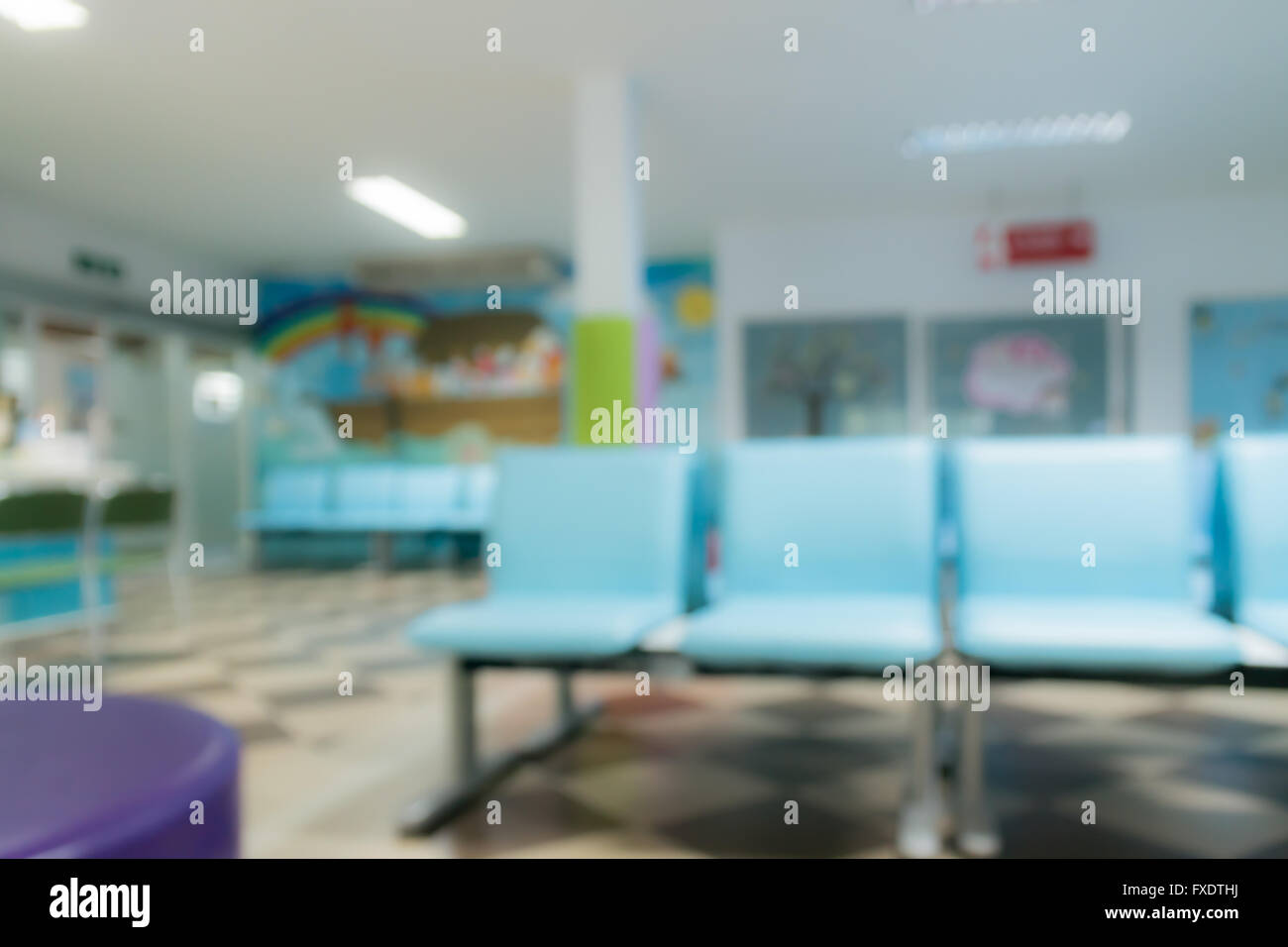 Hospital waiting room hi-res stock photography and images - Alamy