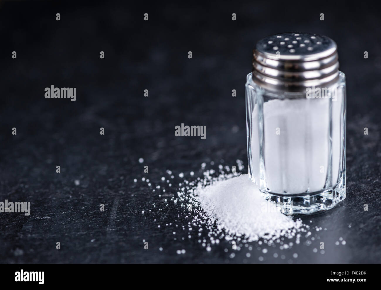 Salt shaker hi-res stock photography and images - Alamy