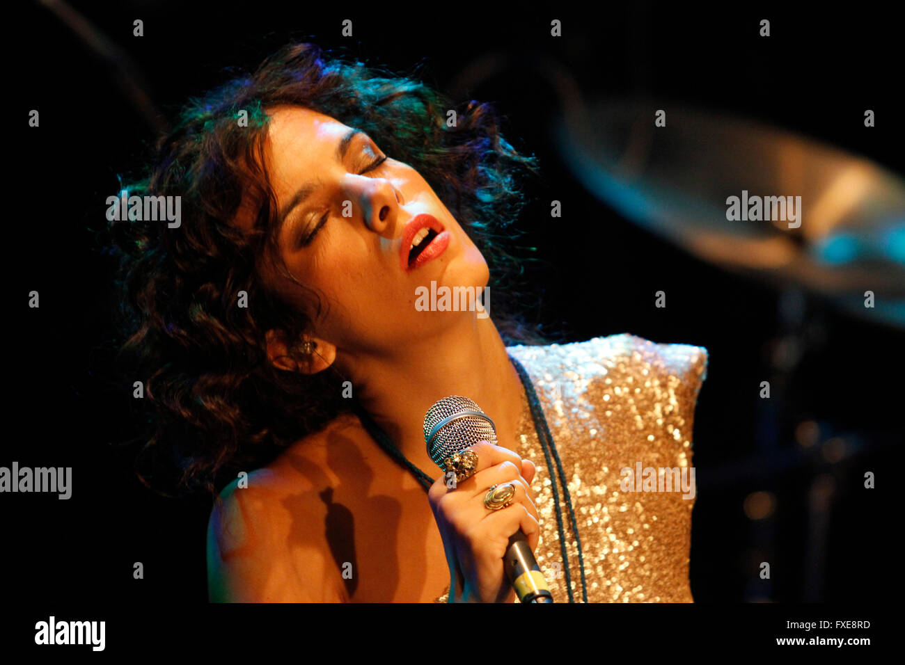 Singer ceu hi-res stock photography and images - Alamy