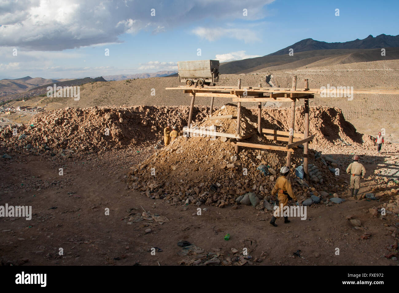 Mine helmet hi-res stock photography and images - Alamy