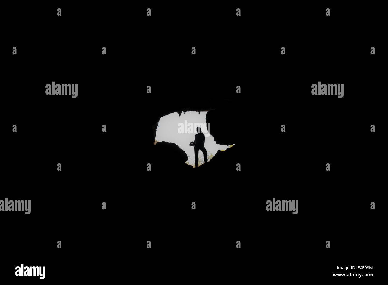 Cave person hi-res stock photography and images - Alamy