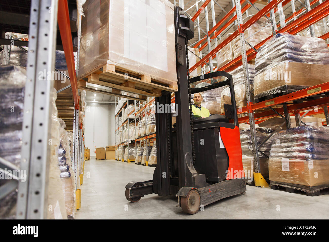 Forklift cargo hi-res stock photography and images - Alamy