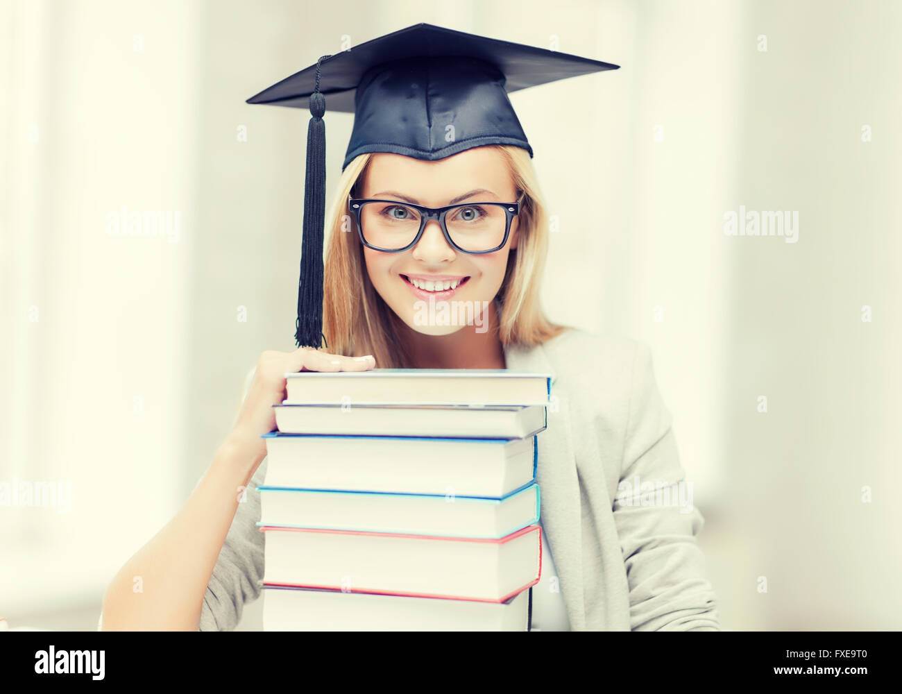 student in graduation cap Stock Photo - Alamy