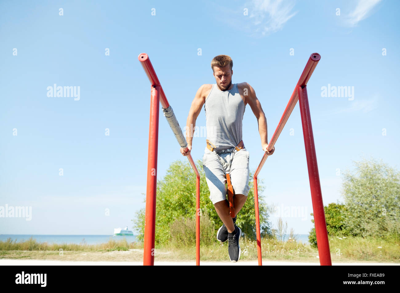Parallel bar man hi-res stock photography and images - Alamy