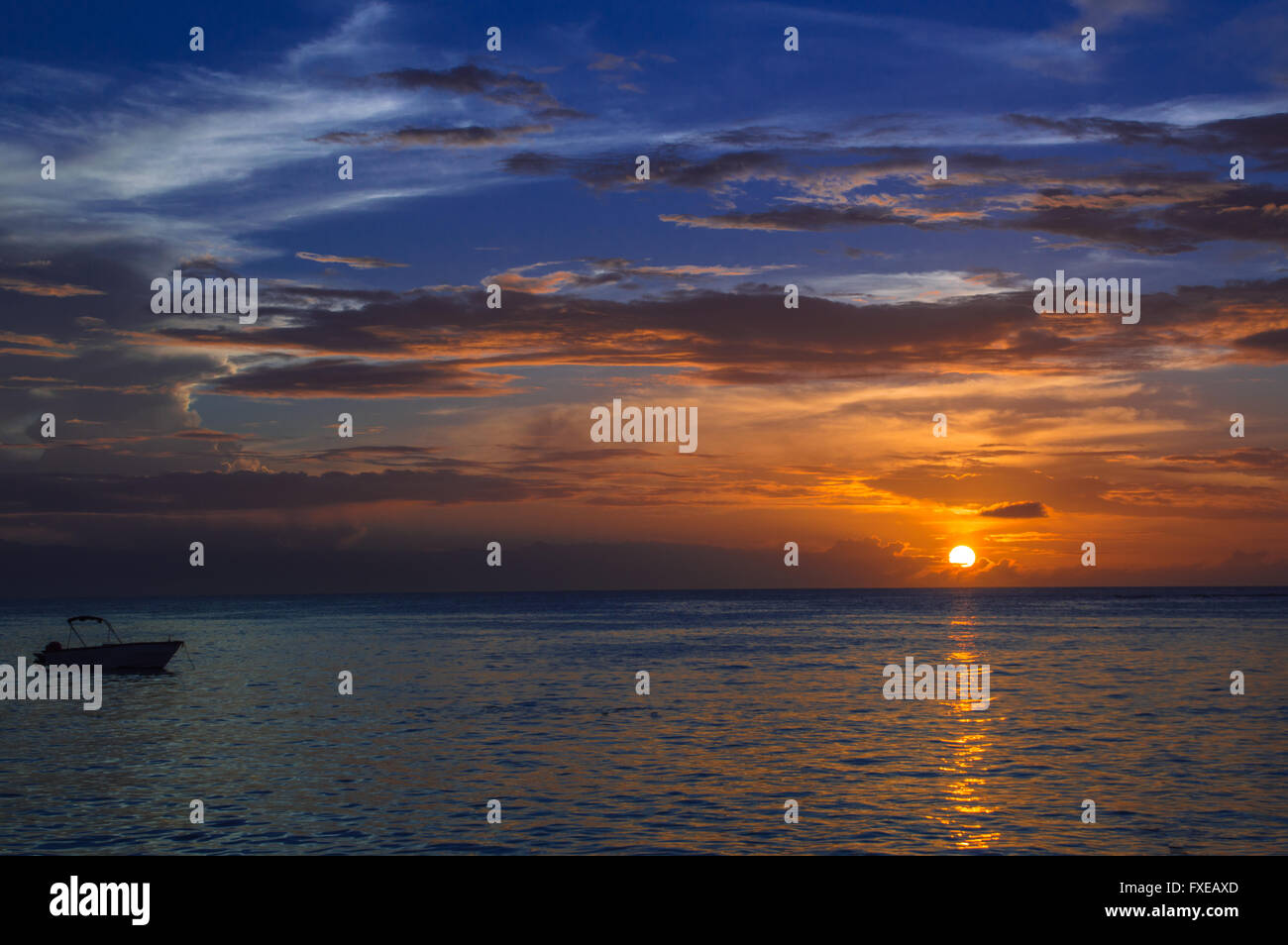 Tobago boat hi-res stock photography and images - Alamy