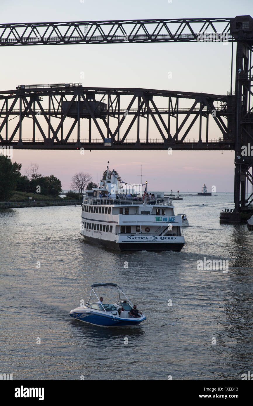 Cuyahoga river hi-res stock photography and images - Alamy