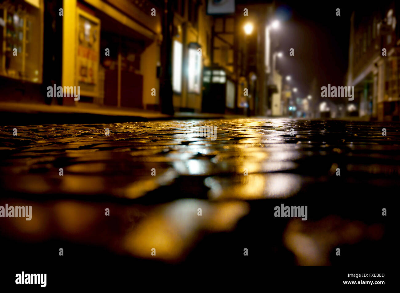 Wet night boulevard hi-res stock photography and images - Alamy