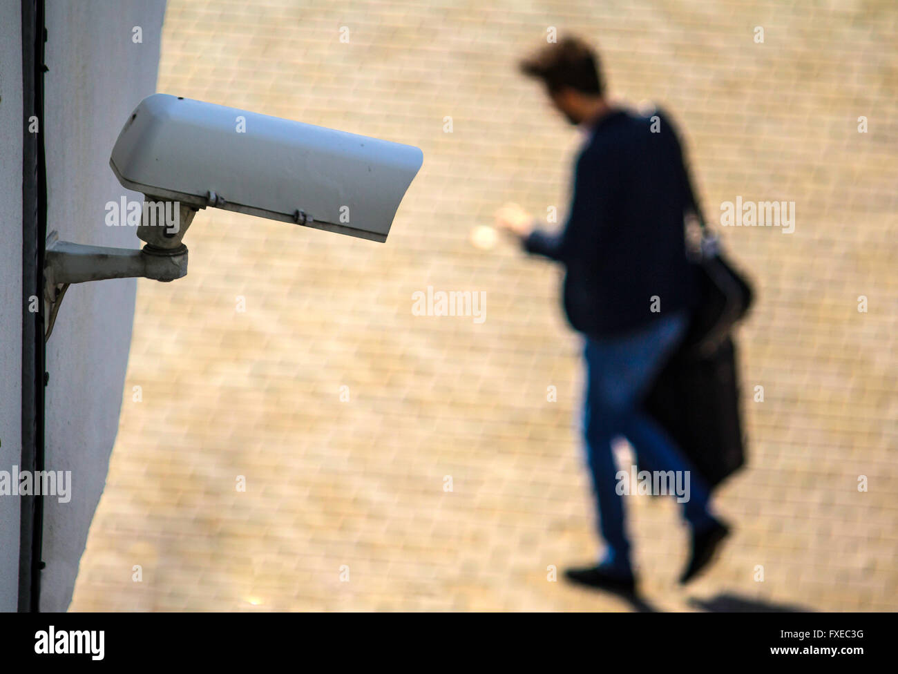 Cctv camera hi-res stock photography and images - Alamy