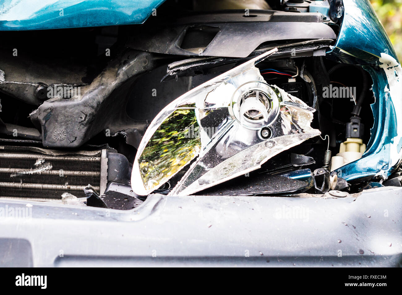 Bumper crashed hi-res stock photography and images - Alamy