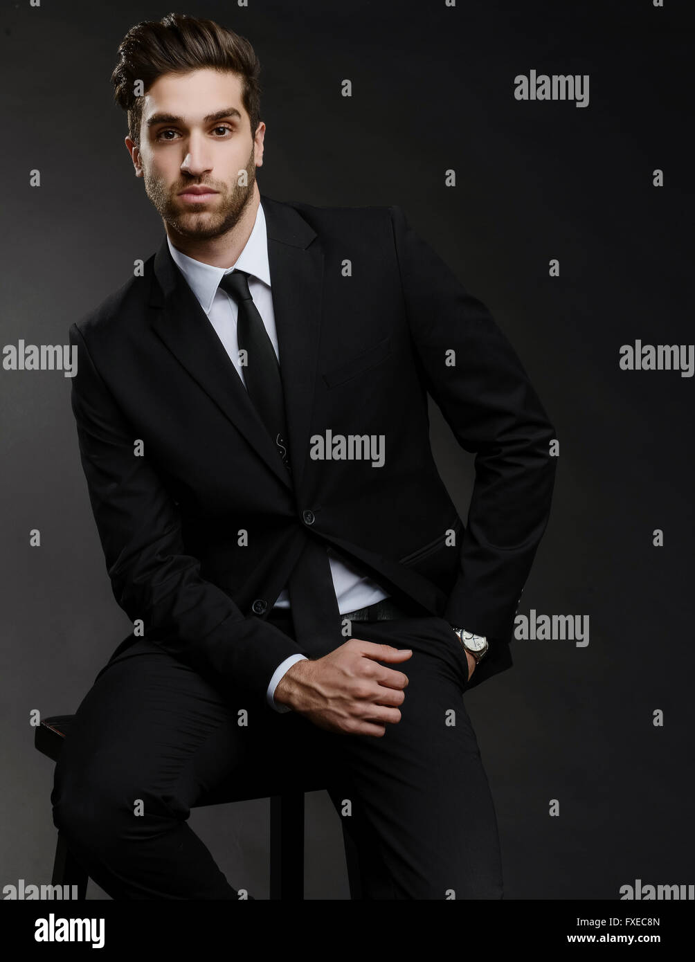 Dark suit hi-res stock photography and images - Alamy