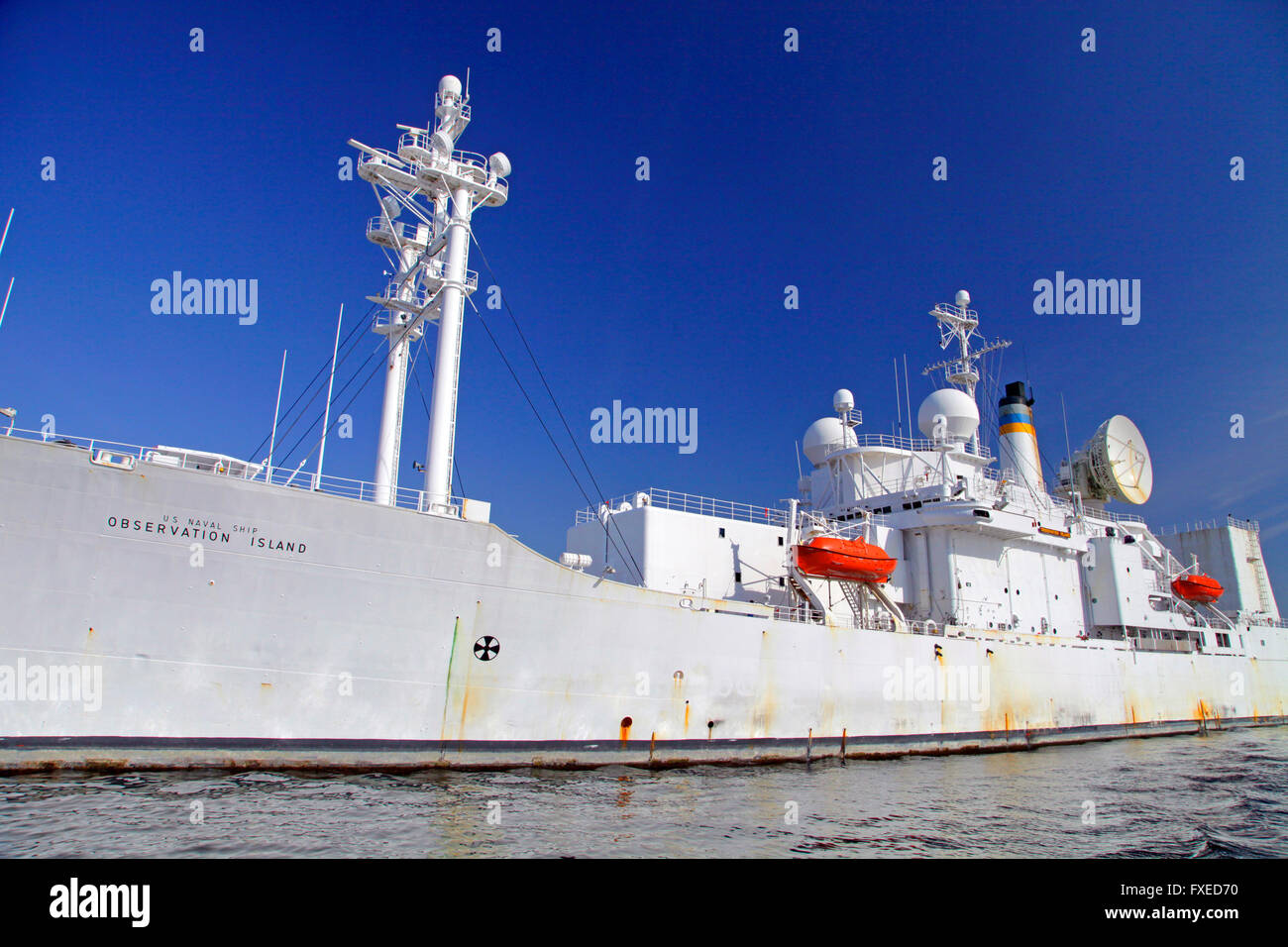 Missile range instrumentation ship hi-res stock photography and images ...