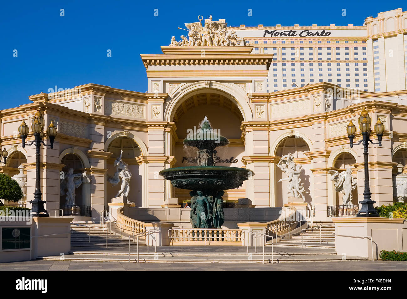 Monte carlo resort las vegas hi-res stock photography and images - Alamy