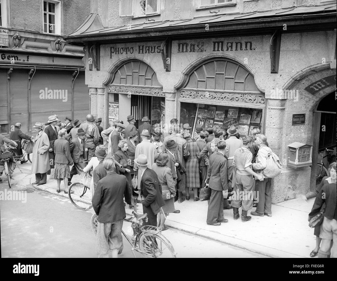 Nazi verbrechen hi-res stock photography and images - Alamy