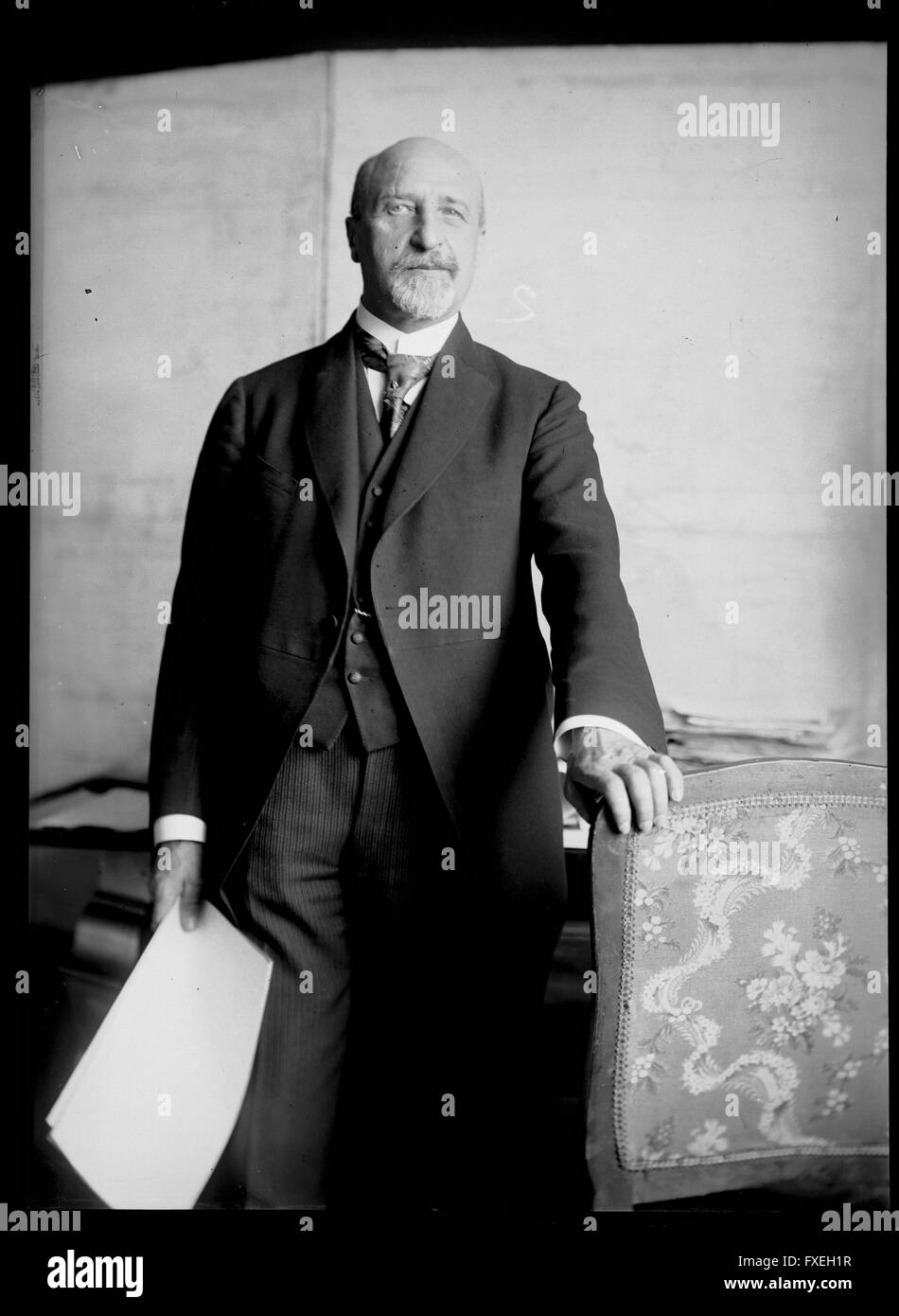 Karl seitz hi-res stock photography and images - Alamy