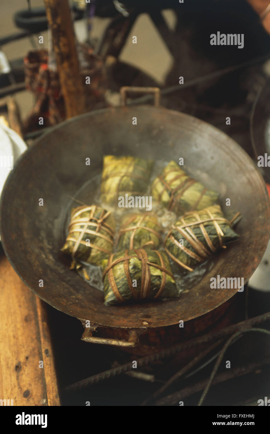 Sticky rice pyramids hi-res stock photography and images - Alamy