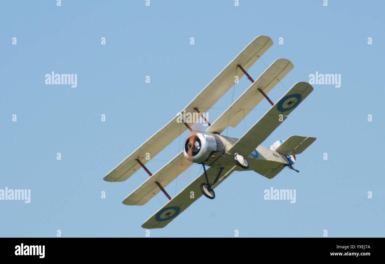 First world war sopwith triplane hi-res stock photography and images ...