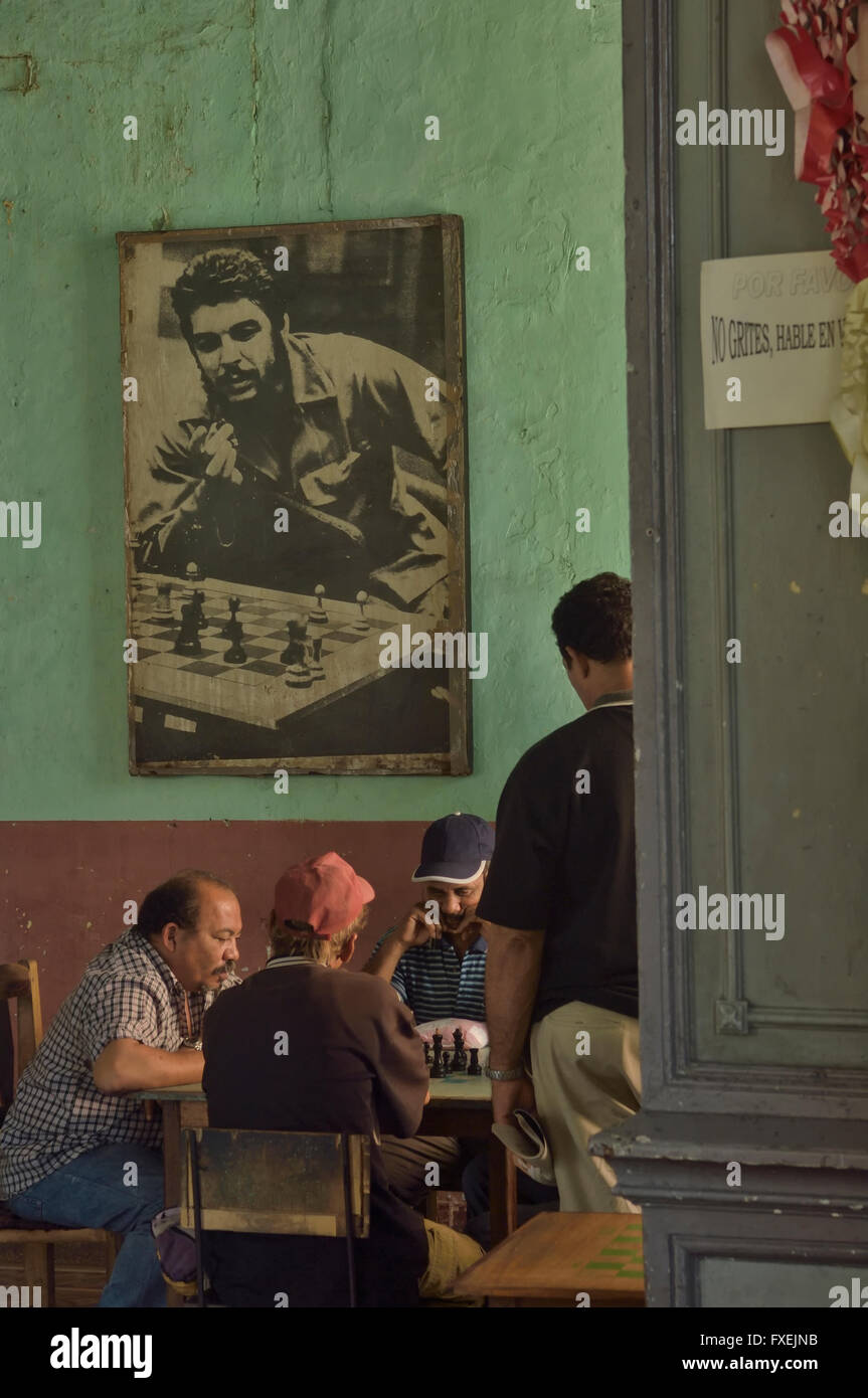 Poster chess hi-res stock photography and images - Alamy