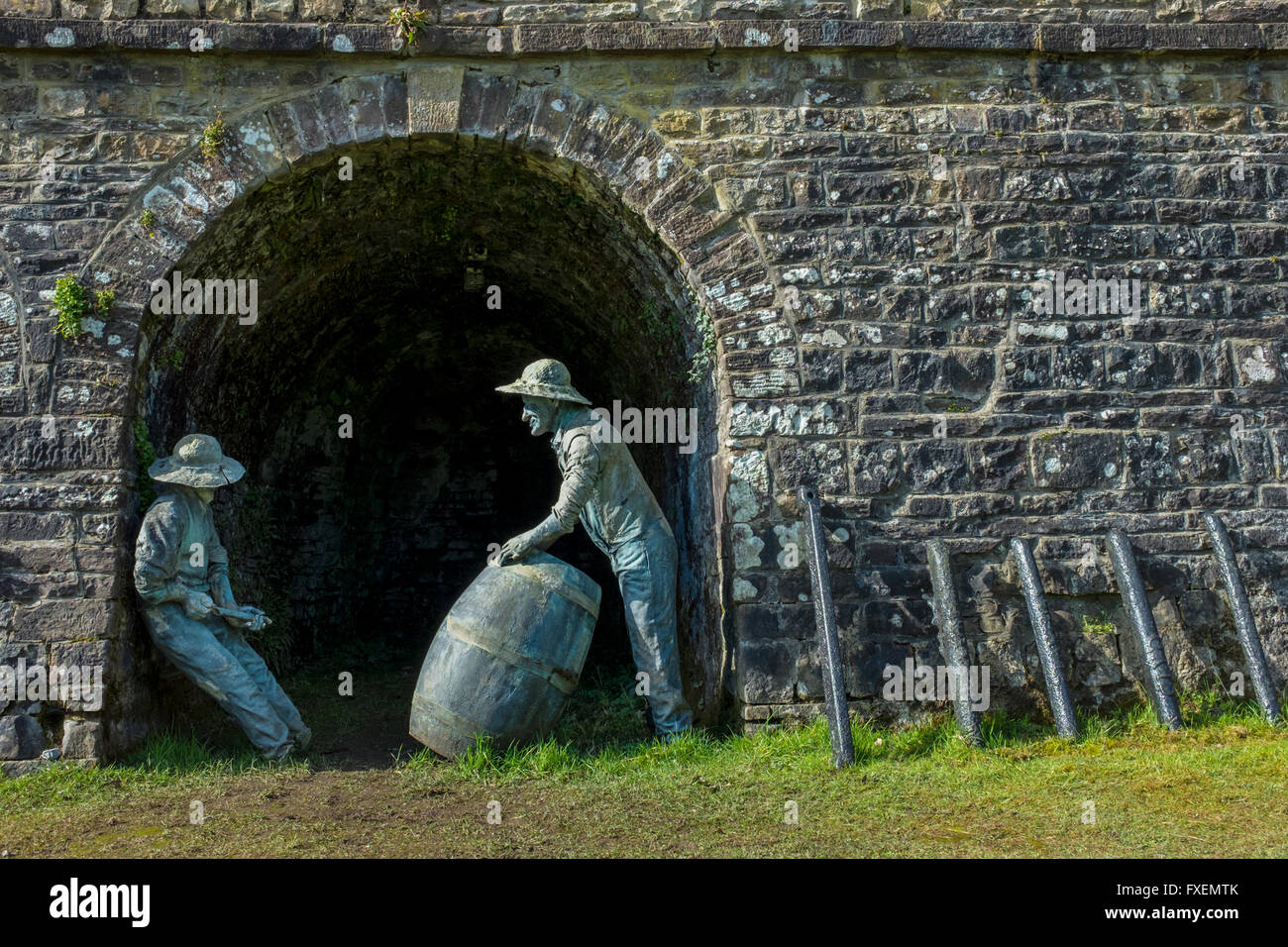 Statues of lime kiln workers Goytre Wharf South Wales U.K Stock Photo ...