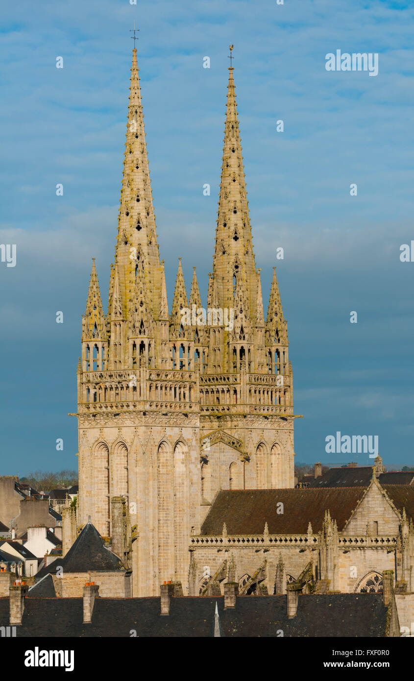 Finistere (29), Ville de Quimper, cathedrale Saint Corentin // France ...