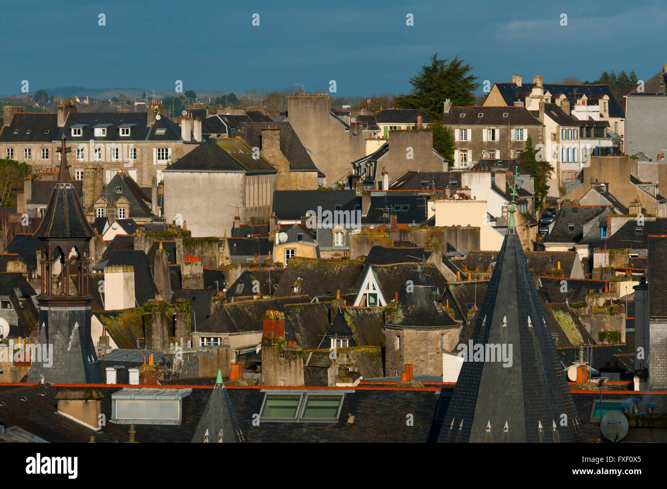 Finistere (29), Ville de Quimper, vue depuis le Mont Frugy // France ...