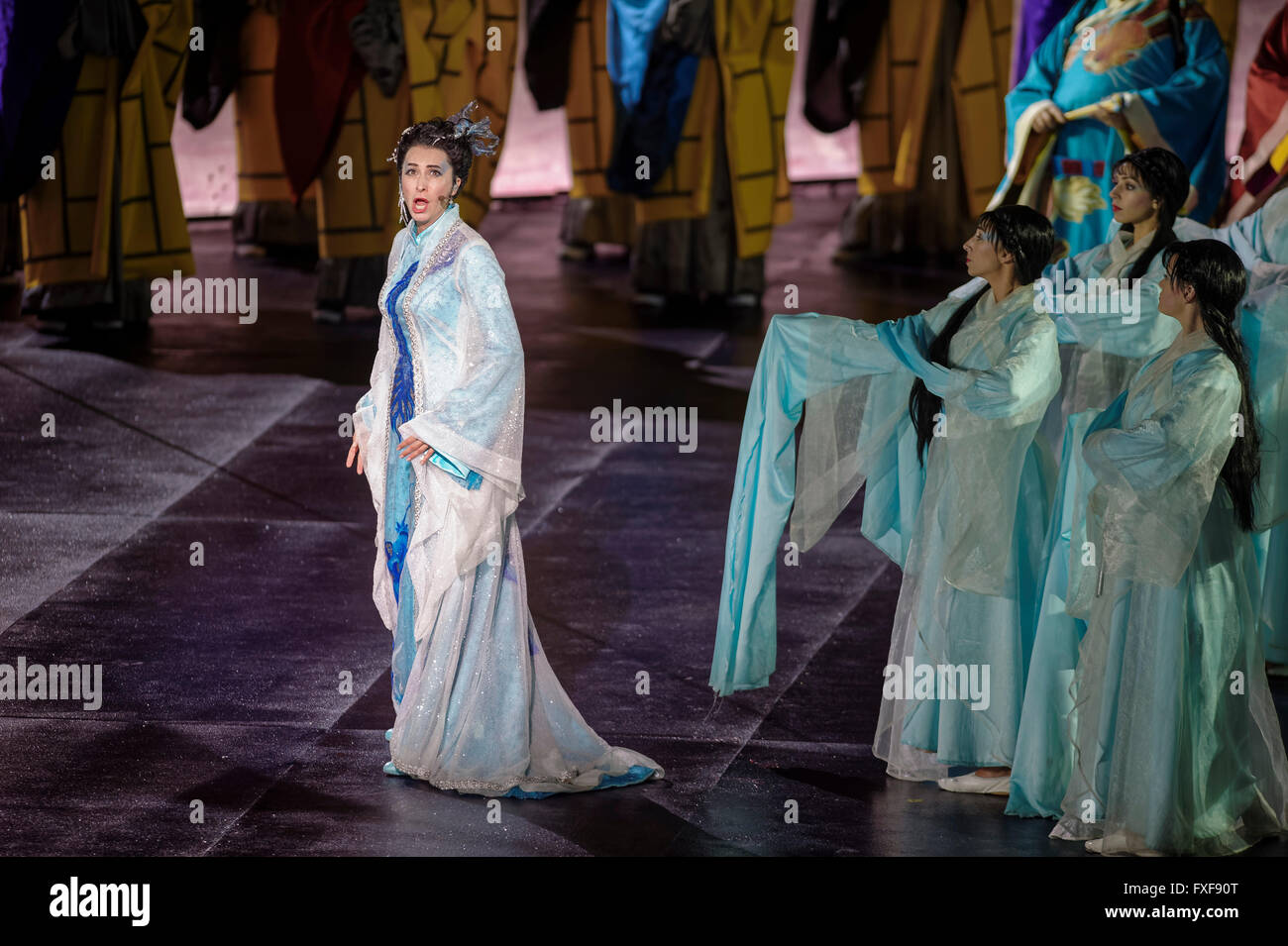 Opera Australia held a preview performance 'Turandot' for Handa Opera ...