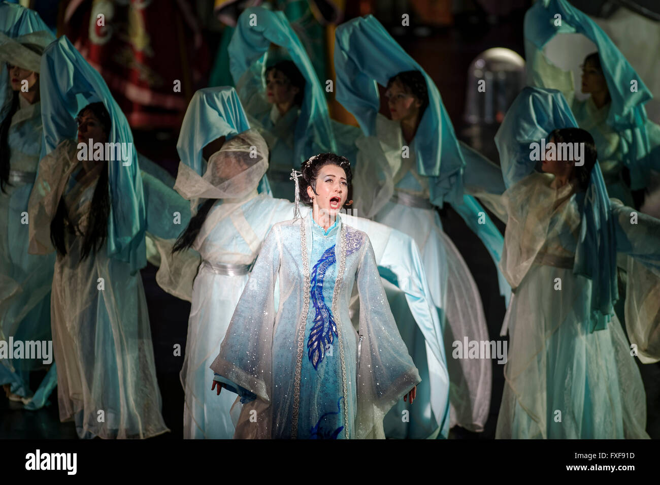 Opera Australia held a preview performance 'Turandot' for Handa Opera ...