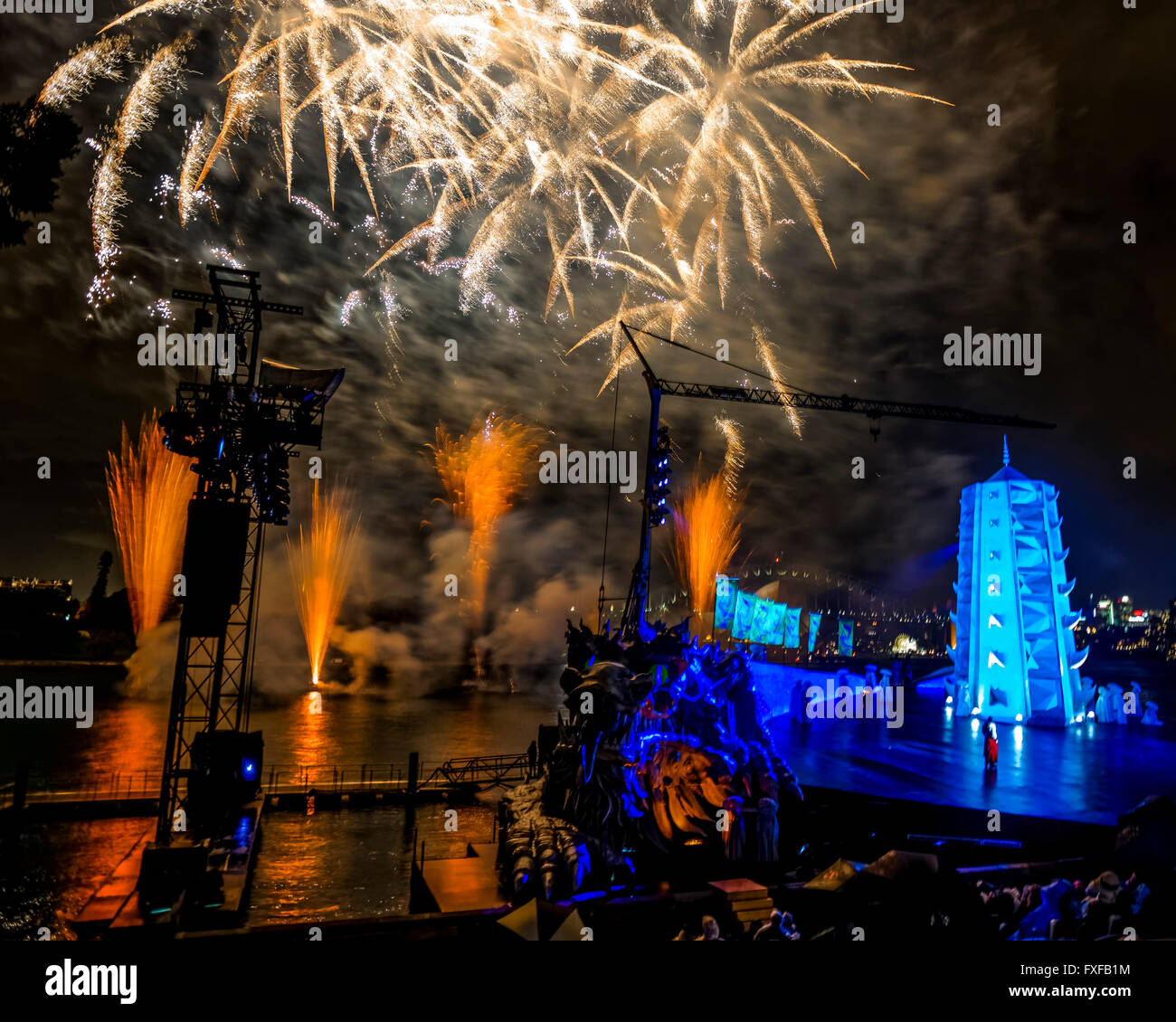 Handa opera on sydney harbour hi-res stock photography and images - Alamy