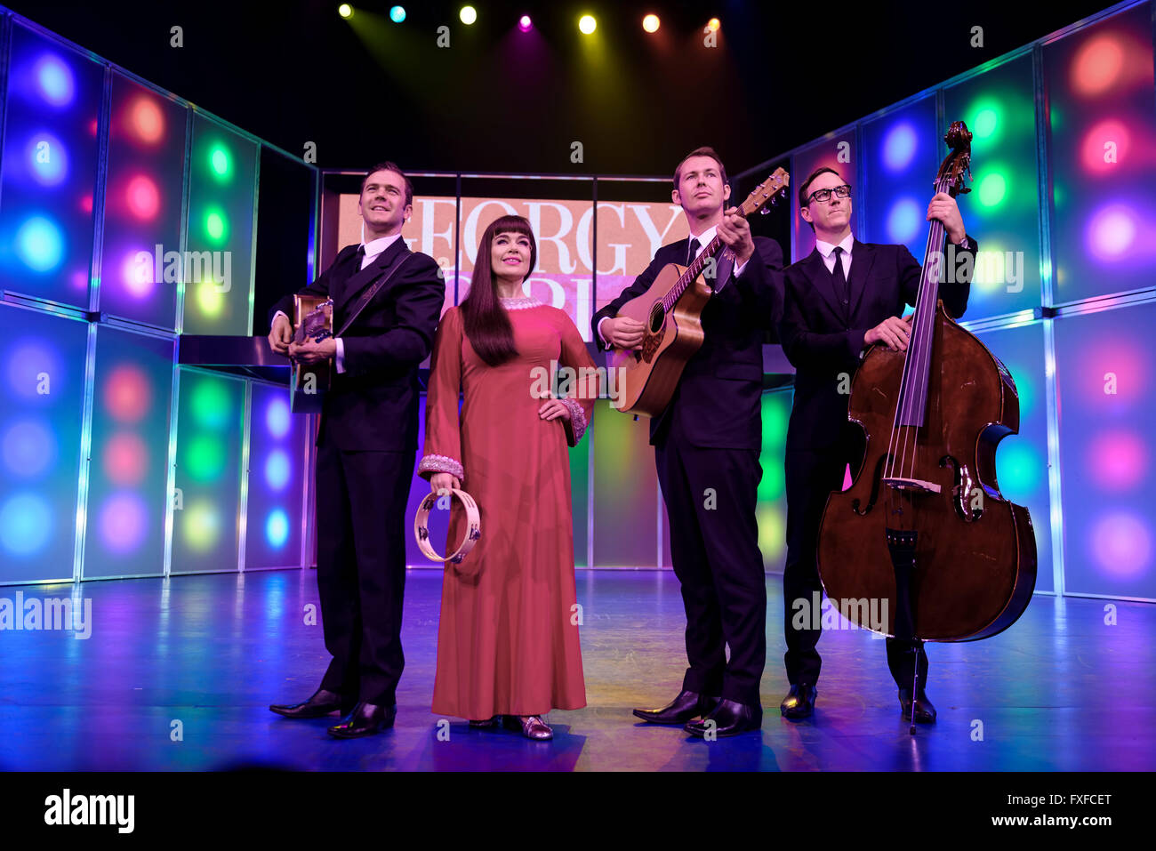(L-R) Phillip Lowe (Keith Potger), Pippa Grandison (Judith Durham ...