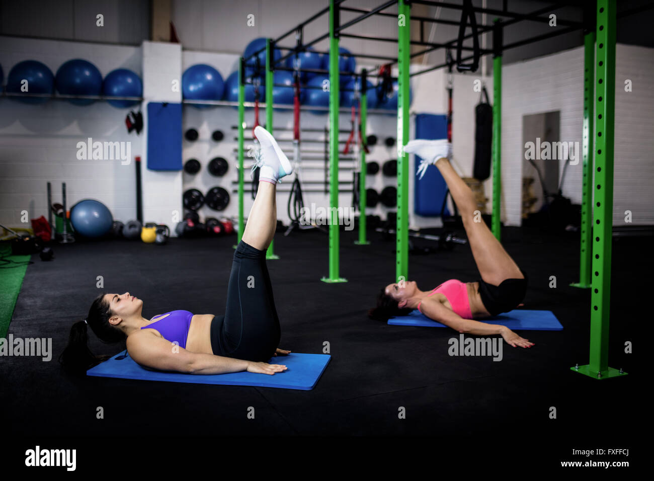 Women doing abdominal crunches Stock Photo - Alamy