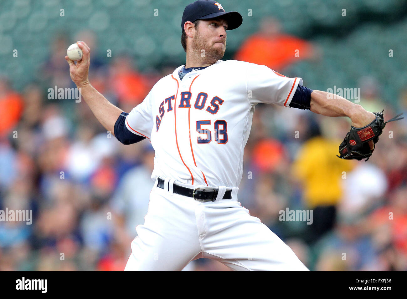 Houston, TX, USA. 14th Apr, 2016. Houston Astros starting pitcher Doug ...
