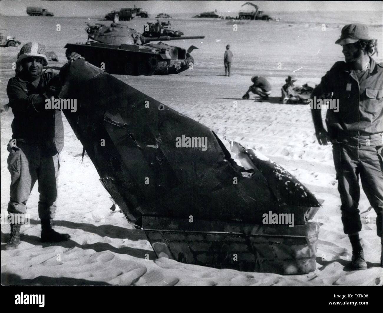 1963 - Arab War Desert Military army Tank © Keystone Pictures USA ...